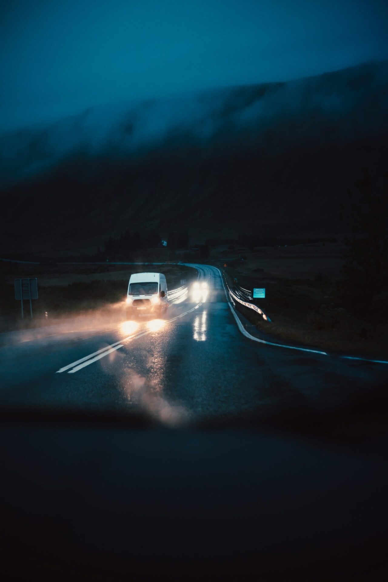 How Automotive Window Film Reduces Glare in Rain & Snow | Tint Works Ohio